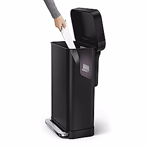 simplehuman Hands-Free Kitchen Step Trash can, 45 Liter, Matte Black