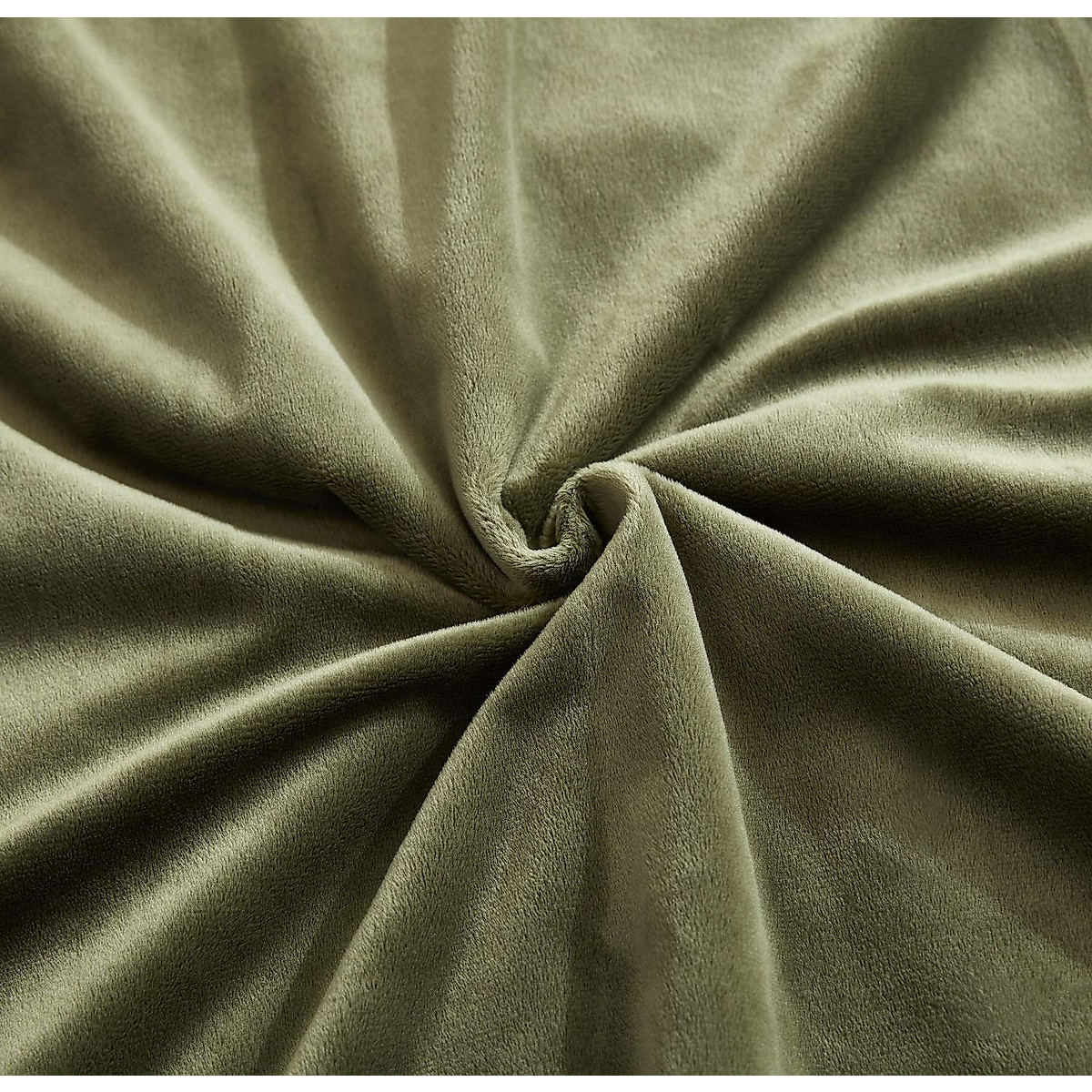 Jillche Bed Fluffy Blanket W/Camo Fur, Ultra Soft Throw Blanket for Kids & Teen, Warm Fuzzy Blankets and Throws for Bed, Stylish Tie Dye Faux Fur Blanket as Gift for Boys, Fall Blanket 50 x 60 Inches