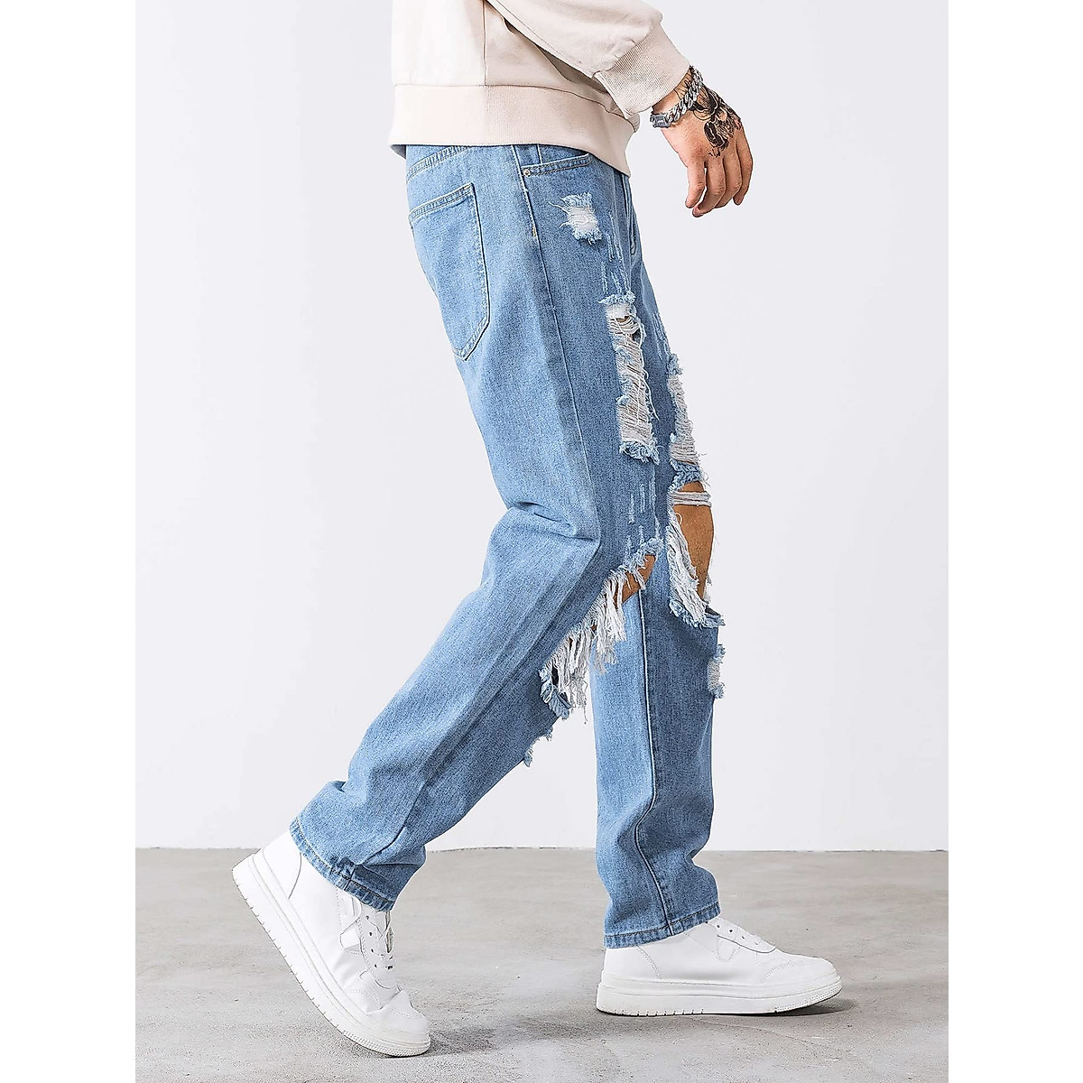 WDIRARA Men's Cut Out Ripped Frayed Zipper Fly Long Straight Leg Denim Jeans Light Wash S