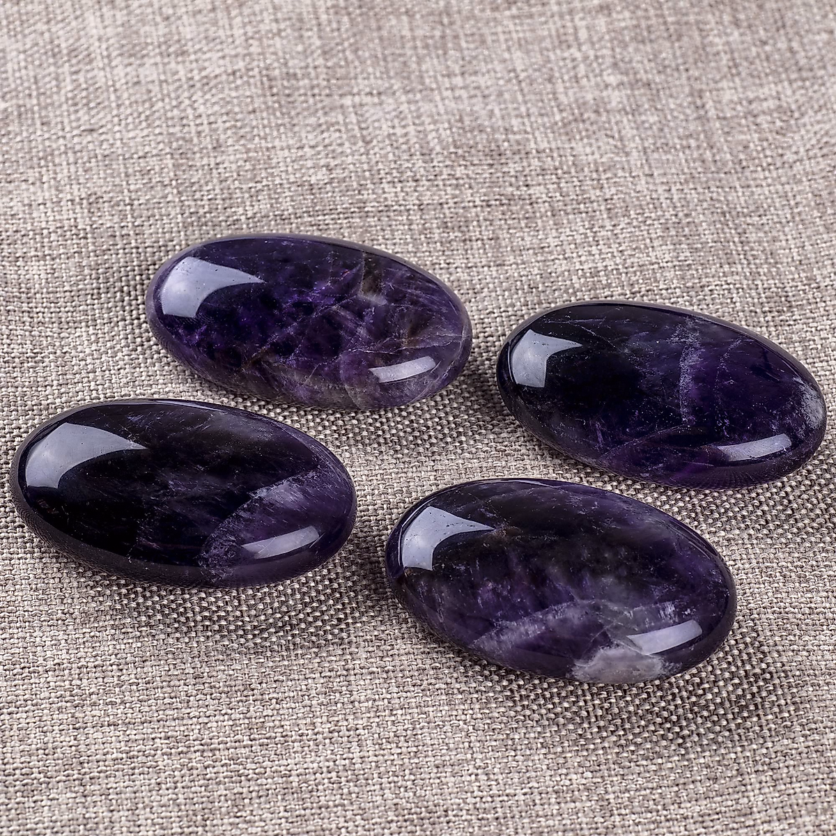 UFEEL Amethyst Palm Stone Crystal Natural Chakra Therapy Polished Healing Crystal Oval Pocket Gemstone for Anxiety Stress Relief