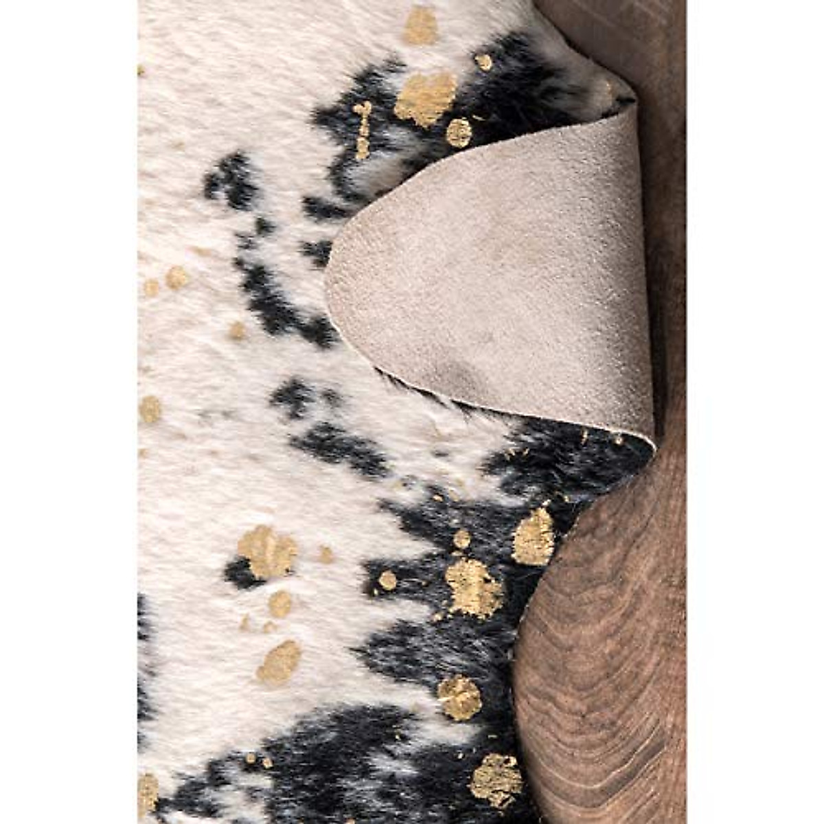 nuLOOM Iraida Contemporary Faux Cowhide Area Rug, 3' 10" x 5', Black