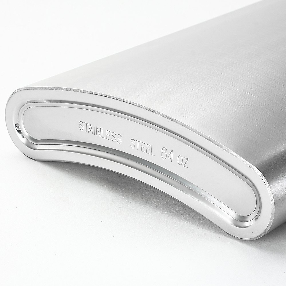 YWQ 64 oz Classic Style Stainless Steel Liquor Whiskey Hip Flask Silver