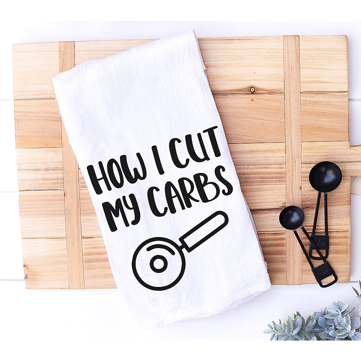 Handmade Funny Kitchen Towel - Funny Kitchen Puns Hand Towel for Pizza Lovers How I Cut My Carbs - 28x28 Inch Perfect for Chef Housewarming Christmas Mother's Day Birthday Gift (How I Cut My Carbs)