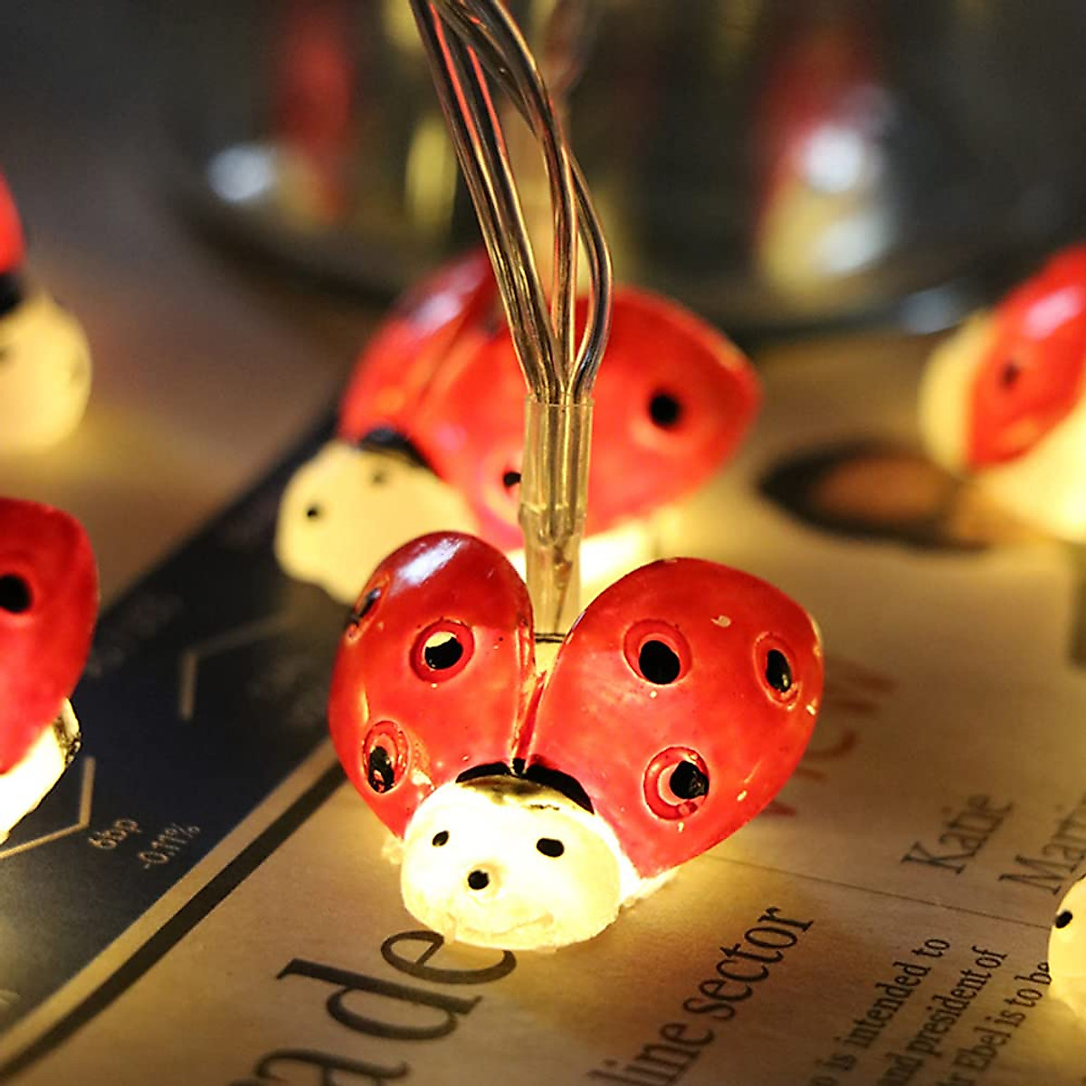 Uonlytech Solar Ladybugs String Lights Outdoor, 20LEDs Waterproof Animal String Light Copper Wire Red Ladybug Fairy Lights for Home Patio Garden Decoration