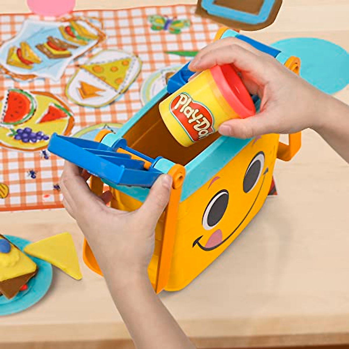 Play-Doh Picnic Shapes Starter Set, Preschool Toys for 3 Year Old Girls & Boys, Play Food, 12 Tools & 6 Modeling Compound Colors, Frustration Free Packaging