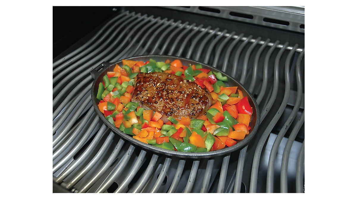 Napoleon 56003 Cast Iron Skillet – Perfect for Grilling & Cooking