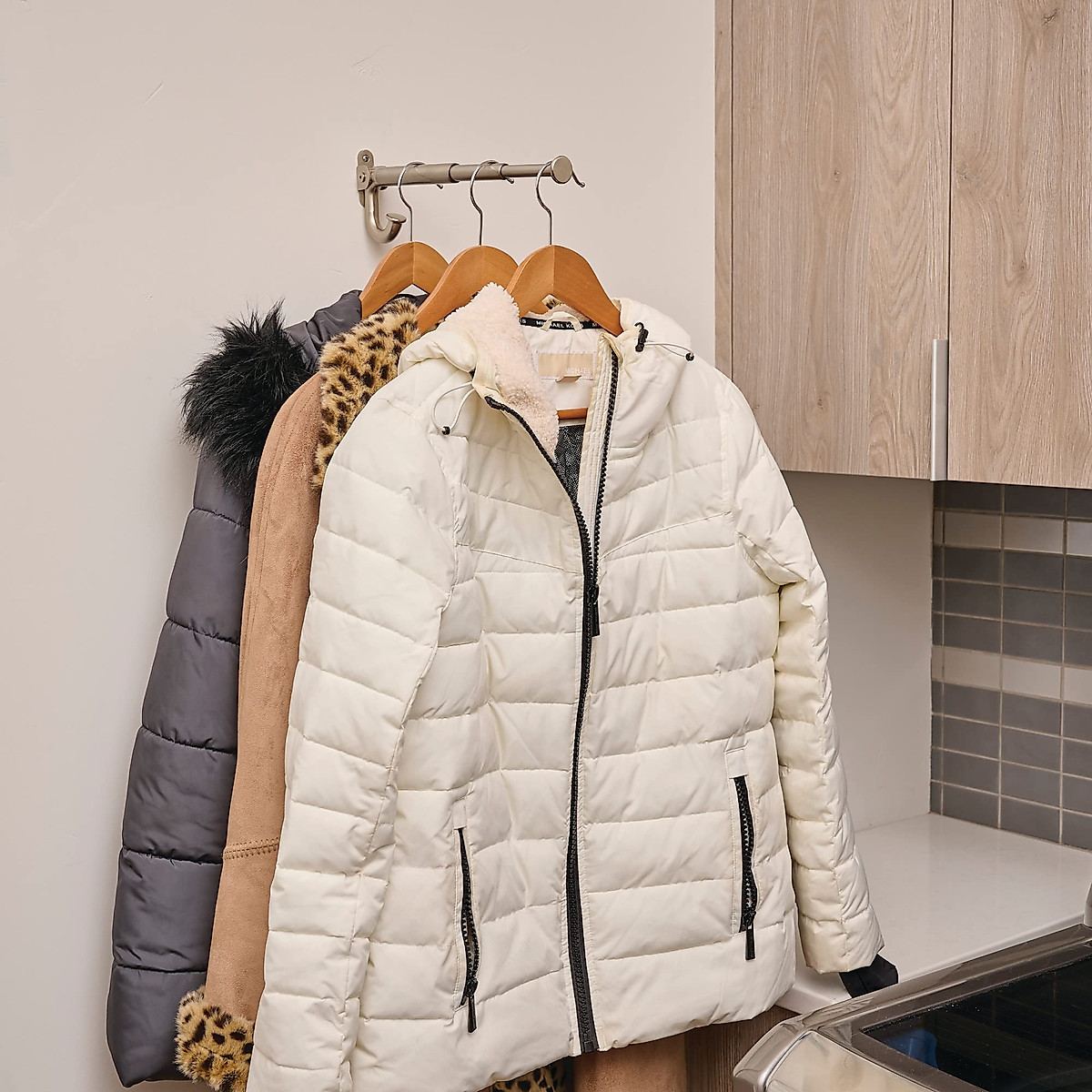 Franklin Brass Extend-a-Hook Oval (1-Pack) Expandable Single Wall Hook Pure White Foldable 2-12' Adjustable Length Hanger for Clothes, Bags, Towels, Purses, Mounted Organization B45618M-PW-R