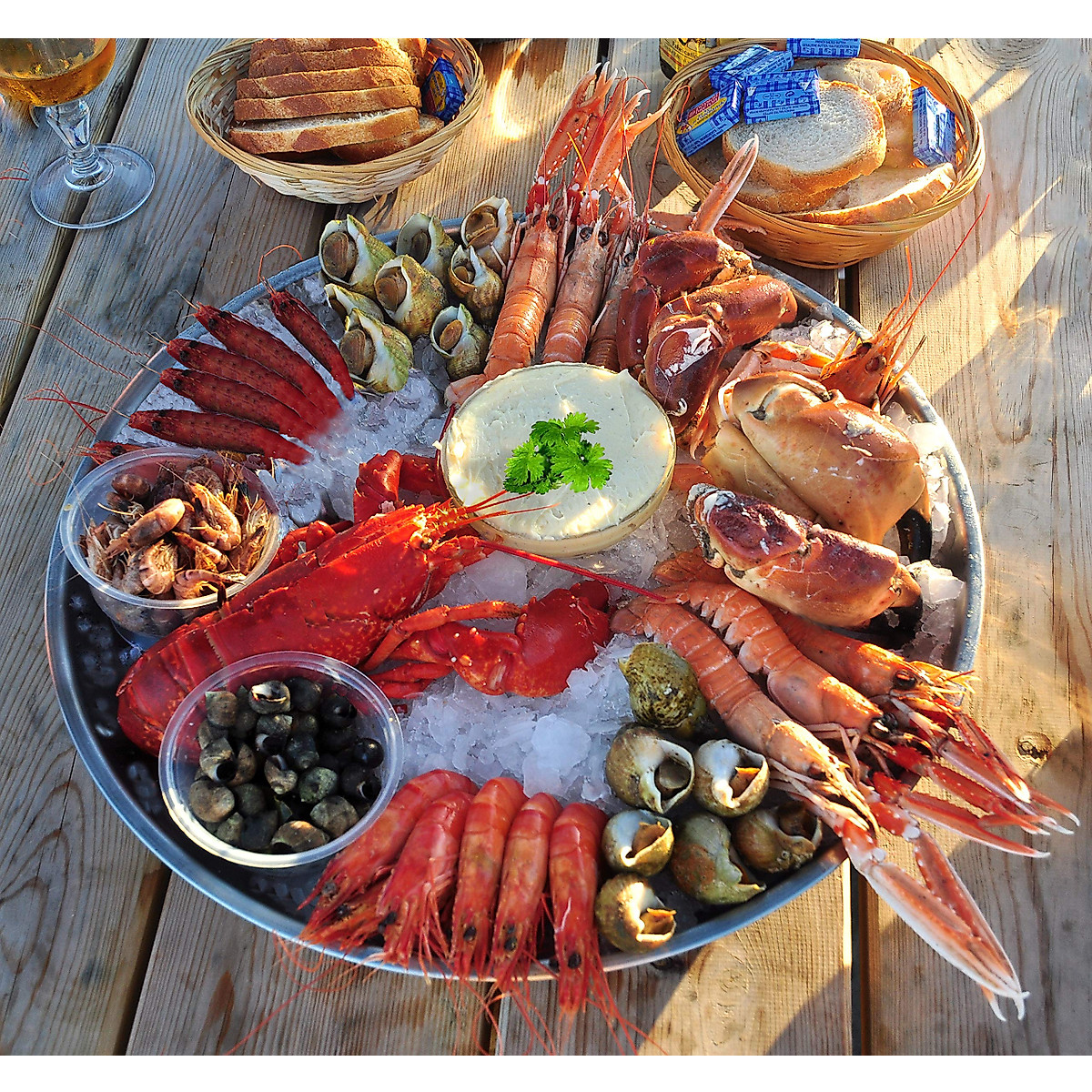 Maverick Unity Shrimp Cocktail Serving Dish and Bowl With Ice - Elegant and Large Platter for Seafood, Oysters, Crawfish, Veggies, Fruits, Salads.