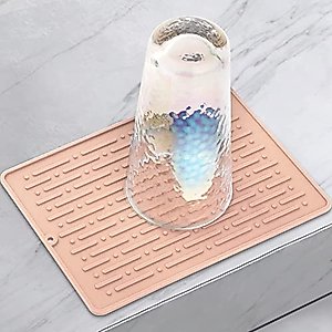 GeeRic Dish Drying Mats, Heat-resistant Silicone Mat for Kitchen Counter, Non-Slip Dish Dry Mat Dishwasher Safe Large, Pink