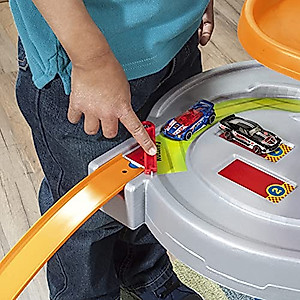 Step2 Hot Wheels Road Rally Raceway DIE-CAST Car Play Table