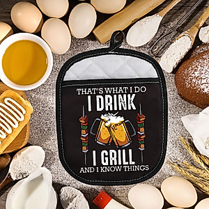 LEVLO Funny BBQ Grilling Oven Mitt with Hot Pads BBQ and Beer Lover Gift That's What I Do I Drink I Grill and Know Things Pot Holder for BBQ Lover Grilling Master (I Drink I Grill)