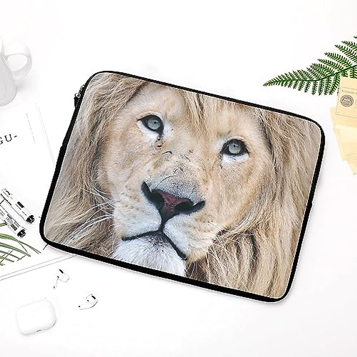 Lion Head Laptop Sleeve Bag Compatible with MacBook Air/Pro,13inch Inch Notebook, Lightweight, Compatible with MacBook Pro