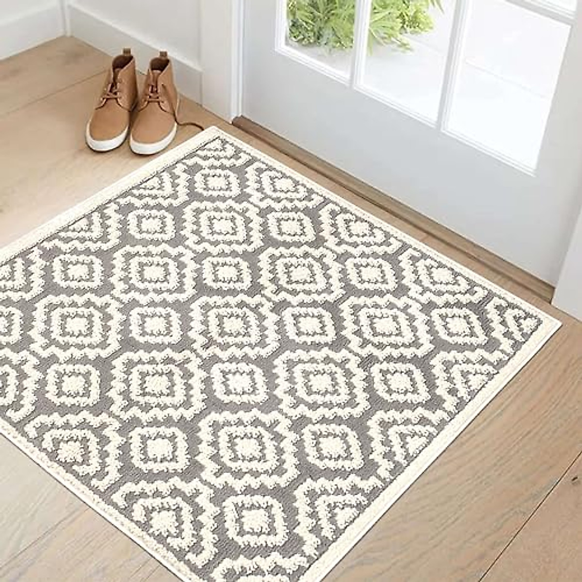 The Sofia Rugs Entryway Rug - Absorbent Door Mat Indoor with Non-Slip TPR Backing - Dirt Trapping Washable Indoor Doormat - Perfect Indoor Door Rug for Dogs, Kids, and High Traffic Areas