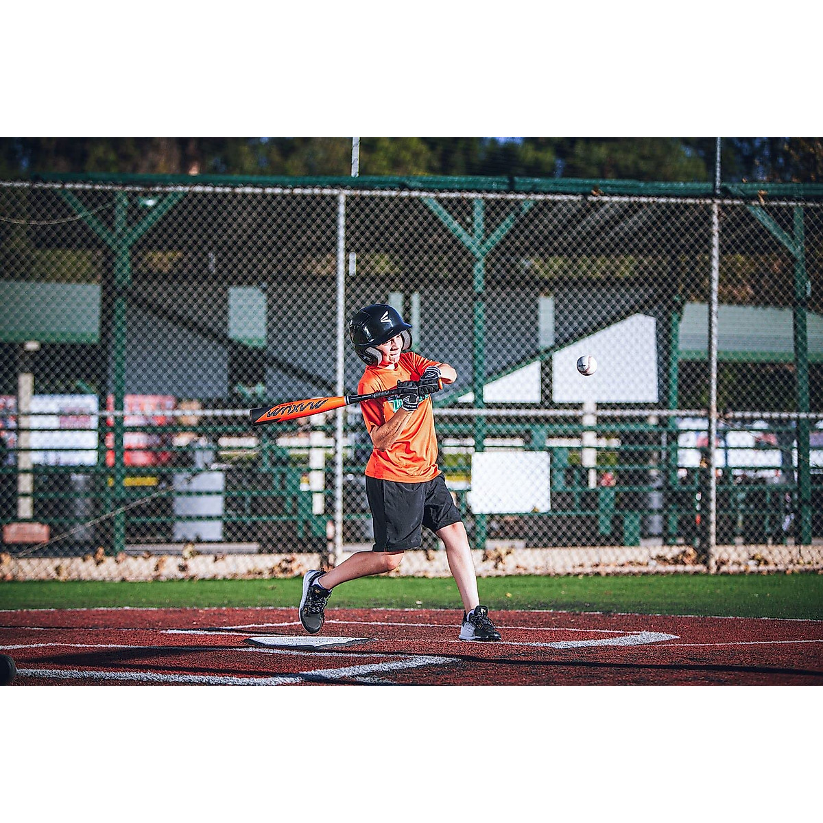 Easton | MAXUM ULTRA Baseball Bat | USA | -12 / -10 Drop | 2 5/8" Barrel | 1 Pc. Composite