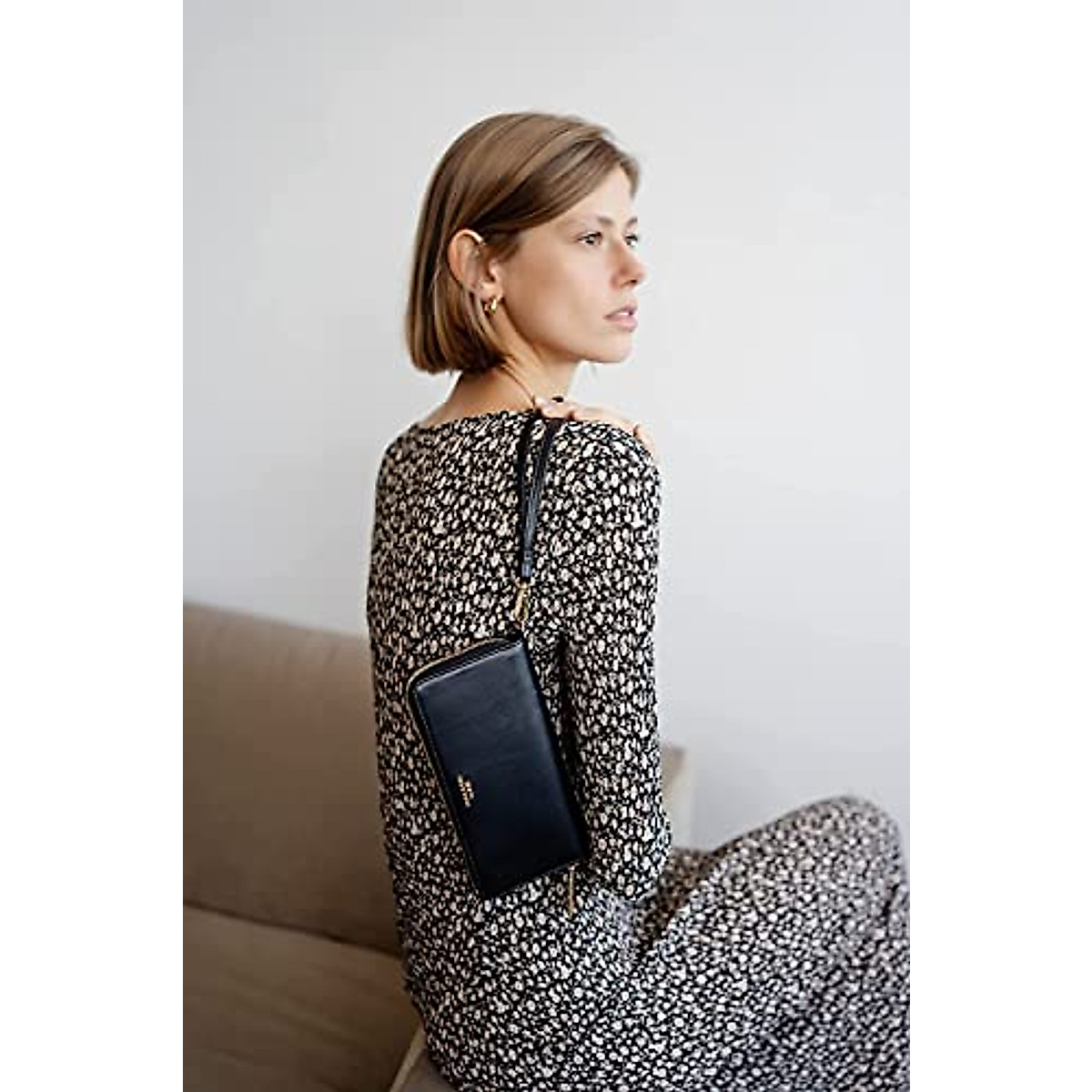 BERLINER BAGS Women’s Wallet Black Leather RFID Blocking Large Ladies’ Purse with Zipper fits 15+ Cards, Cash, Coins