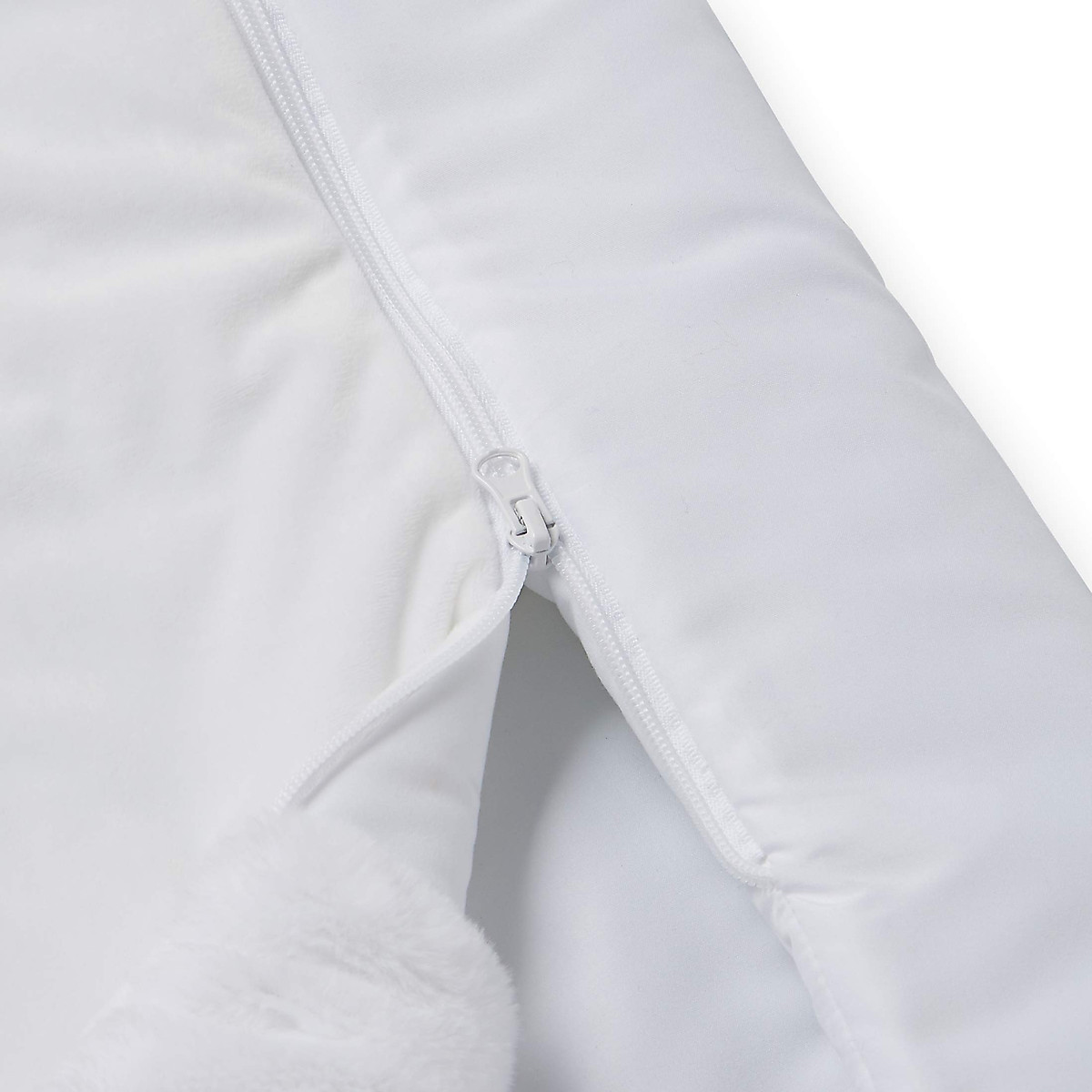 Amazon Basics Rectangular Kids Ultra-Soft Light-Weight Indoor Slumber Sleeping Bag, 69 x 52 in, Camo Green