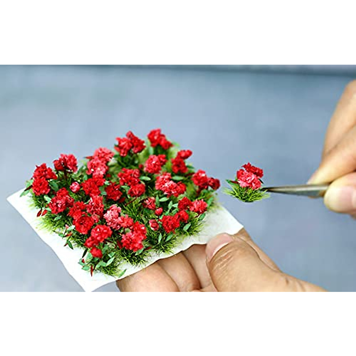 40 Pcs Flower Cluster Flower Vegetation Groups Grass Tufts Miniature Static Scenery Model for DIY Architecture Building Model Railway Train Diorama Garden Scenery Landscape Layout (Dark Purple)