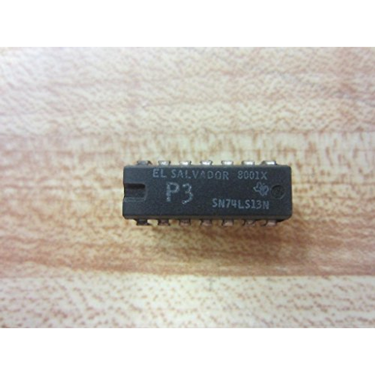 Texas Instruments SN74LS13N Integrated Circuit