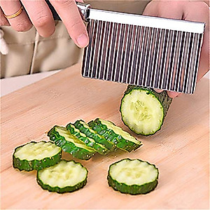 Multifunctional Potato Wavy Edged Knife , Stainless Steel Mezzaluna Chopper salad Rocker Knife Potato Slicer Chopper French Fry Maker Cutter circular cutter Gadget Vegetable Fruit Cutting (1 pcs)