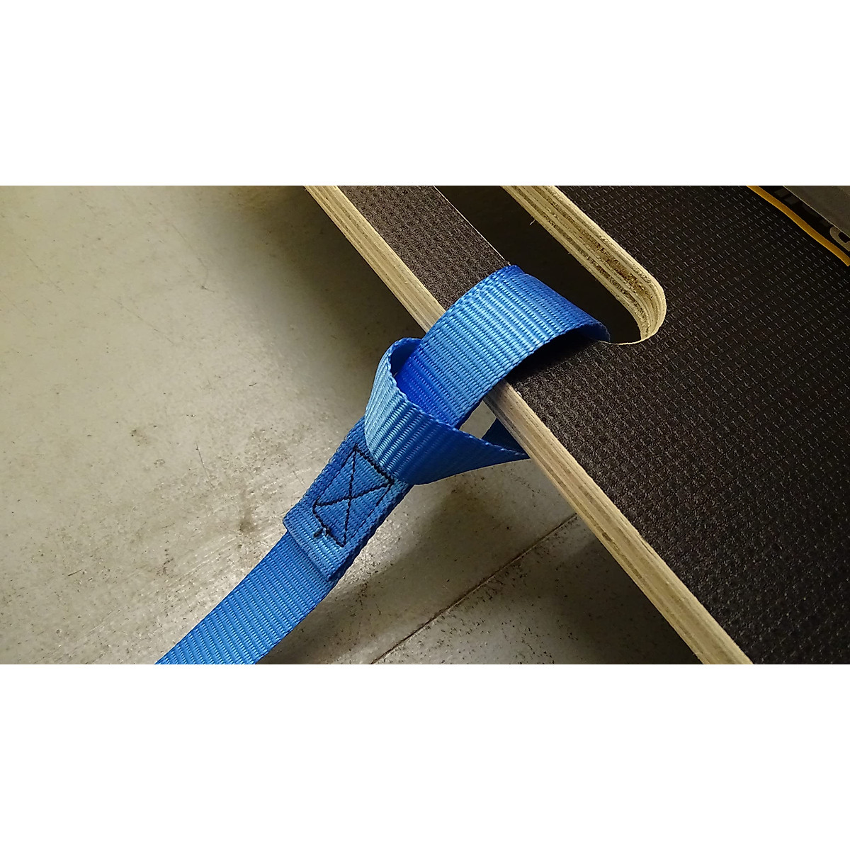 Safepul Dolly Strap 100cm x 25mm width strap ideal for lifting the dolly over steps - EN-12195 standard