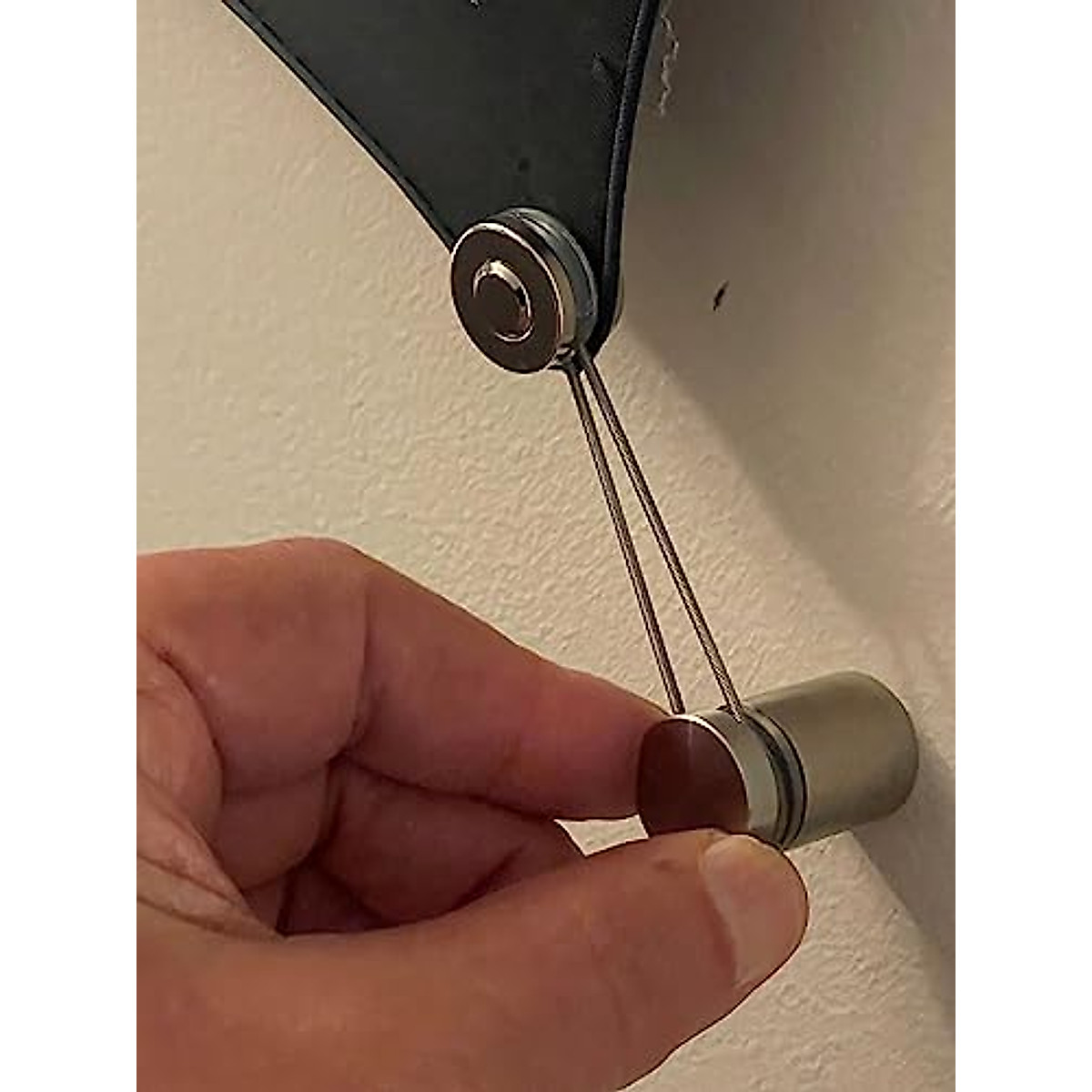 Scarf and Artwork Hanging System