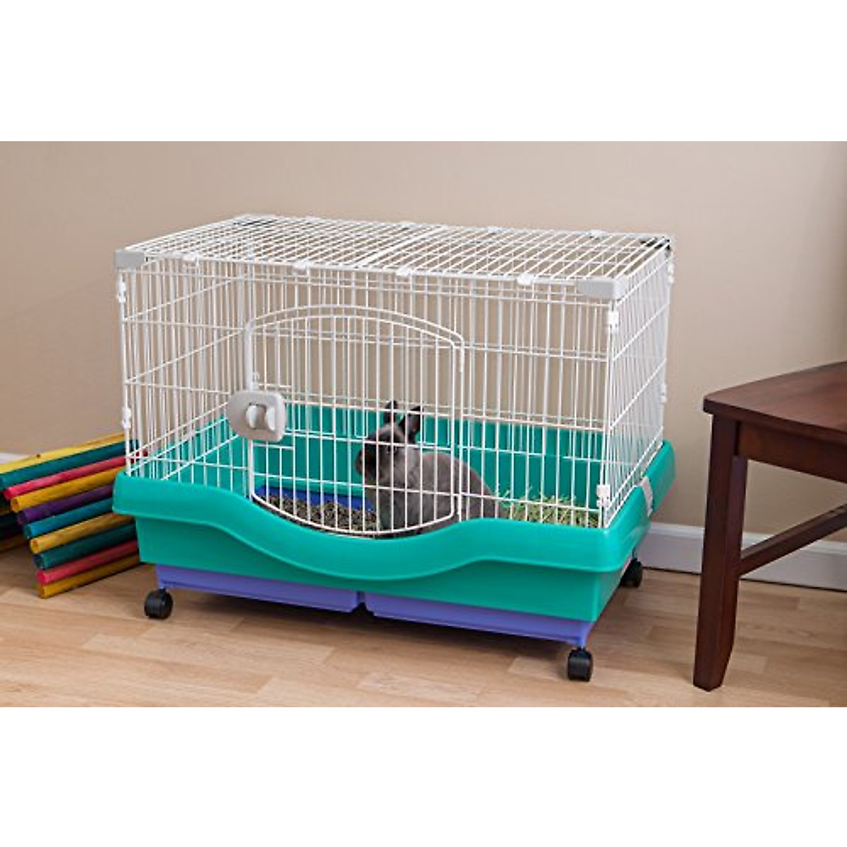 IRIS USA Large Portable Wire Rabbit Cage with Top Access and Two Tray Division, Easy Access Secure Lock and Easy to Clean Movable House for Small Sized Animals Rabbit Guinea Pigs Rat Hamster, Green