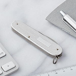 Victorinox Cadet Alox Swiss Army Knife, 9 Functions, Swiss Made Pocket Knife with Large Blade, Screwdriver, Can Opener and Wire Stripper - Silver