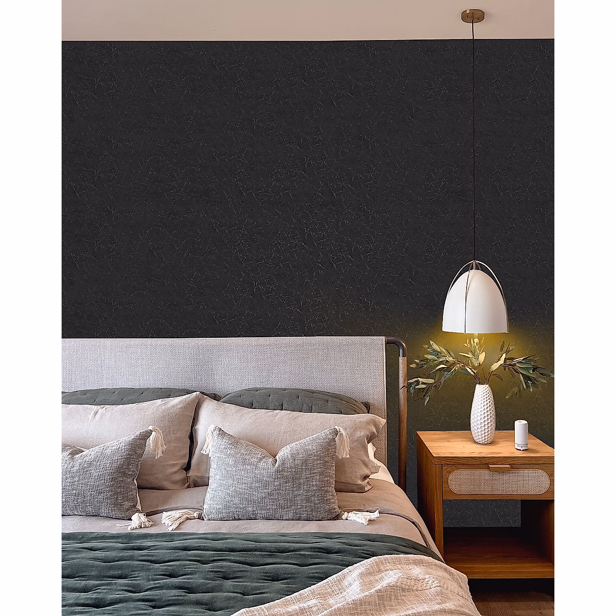 Black Wallpaper Peel and Stick Wallpaper Black Silk Wallpaper for Bedroom Solid Black Contact Paper for Cabinets Self Adhesive Removable Wallpaper Embossed Textured Wallpaper Waterproof 15.7“×118”