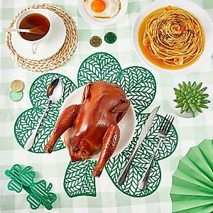6 Pieces St. Patrick's Day Shamrock Placemat Green PVC Table Place Mat Non Slip Heat Resistant St Patrick's Day Placemats for Dining Kitchen Table Home Decoration, 16.5 Inch