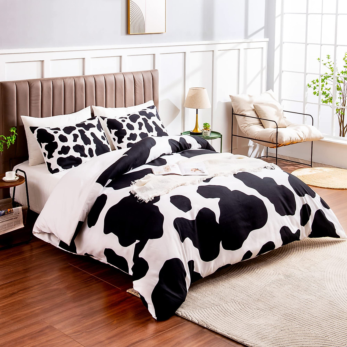 MAST DOO Cow Print Duvet Cover Twin Size, 2 Pieces Cow Bedding Set with 1 Pillowcases & Zipper Ties, Hotel Quality Luxury Aesthetic Black and White Comforter Cover