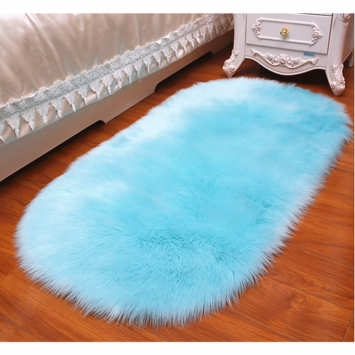 Meng Ge Luxury Soft Faux Sheepskin Fur Area Rugs for Bedside Floor Mat Fluffy Fuax Fur Shag Carpet 2x3ft,Blue
