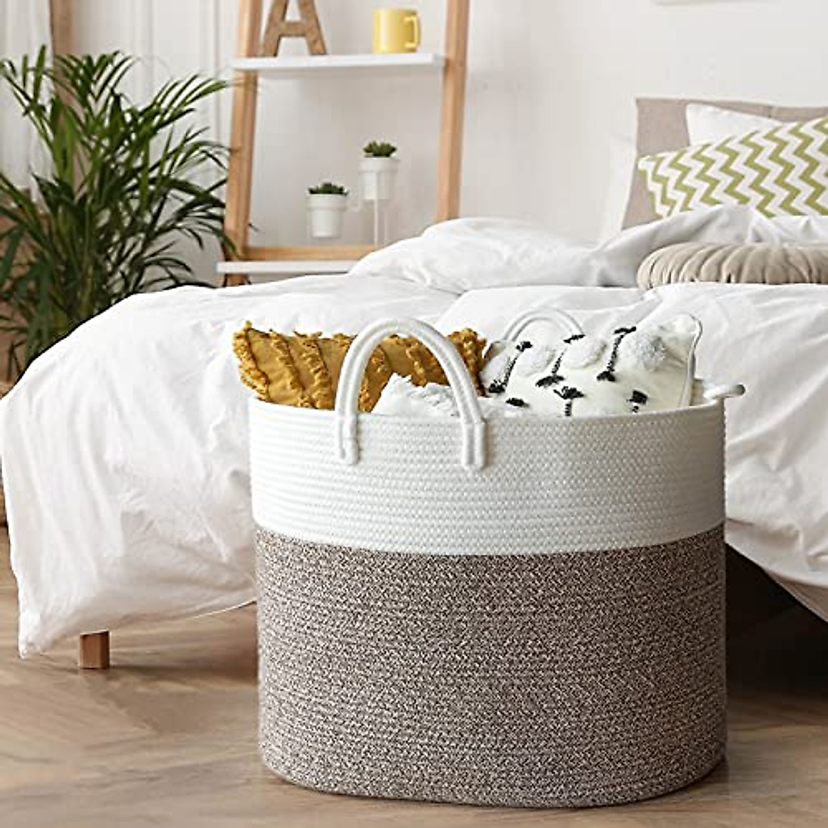 INDRESSME Large Laundry Baskets with Handles, Woven Basket for Storage Blankets Towels Yoga Mat, Hampers for Laundry Room or Nursery Room or Dorm Room, 19.7 x 11.8 x 16.9 inches, Brown