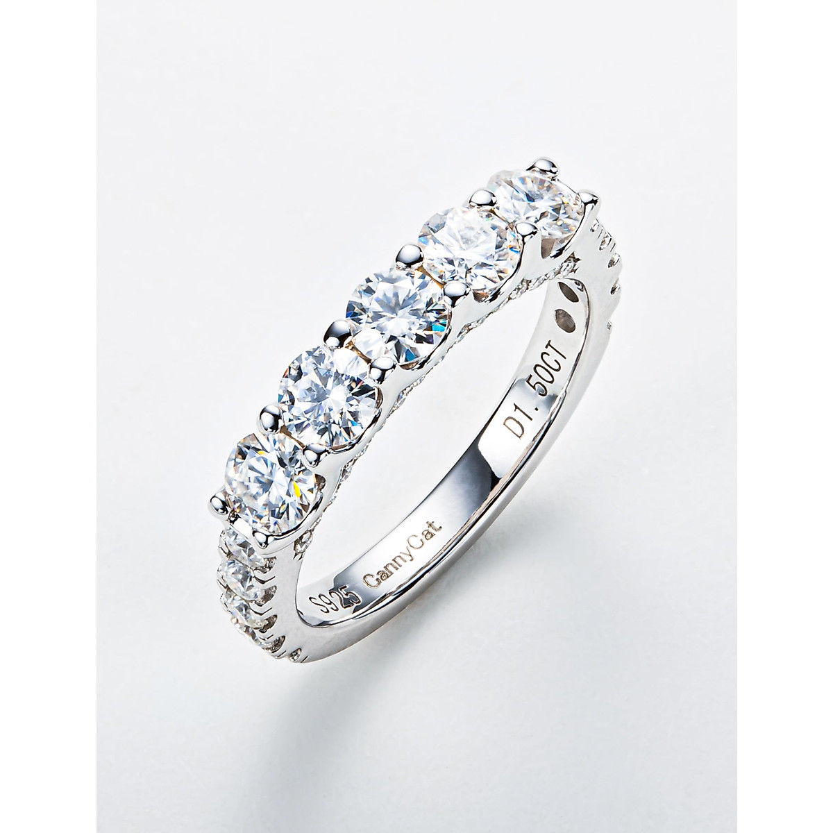 CannyCat 5 Stone Moissanite Half Eternity ring 4.0mm 2.1 CTTW Lab Created Diamond Wedding Band for Women VVS D color Moissanite Anniversary Engagement Eternity Bands Platinum Plated Silver Stacking