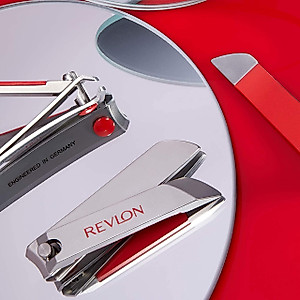 Revlon Nail Clipper, Salon Professional Nail Care Tools, Curved Blade for Trimming & Grooming, Easy to Use, Non-Corrosive, Stainless Steel (Pack of 1)