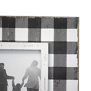 Foreside Home & Garden White Buffalo Plaid 4x6 Inch Wood Decorative Picture Frame