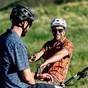 Club Ride Apparel New West Cycling Shirt - Men's Short Sleeve Cycling Jersey - Blue Flame - Medium