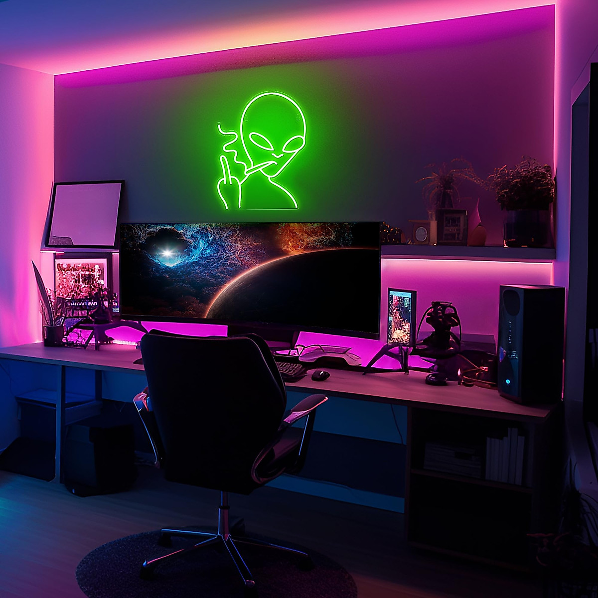 Kavaas Alien Neon Sign, Green Smoking Alien LED Light for Game Room, Party, Bar, Man Cave Decor | Alien Light Wall decor - Best Gifts for Alien Fans, Teenage Boys, Kids (Style - Alien1)