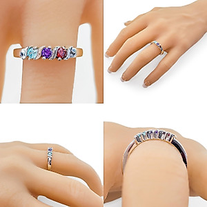 Central Diamond Center S-Bar Mothers Family Ring with 1 to 6 Simulated Birthstones - Sterling Silver - Size 8