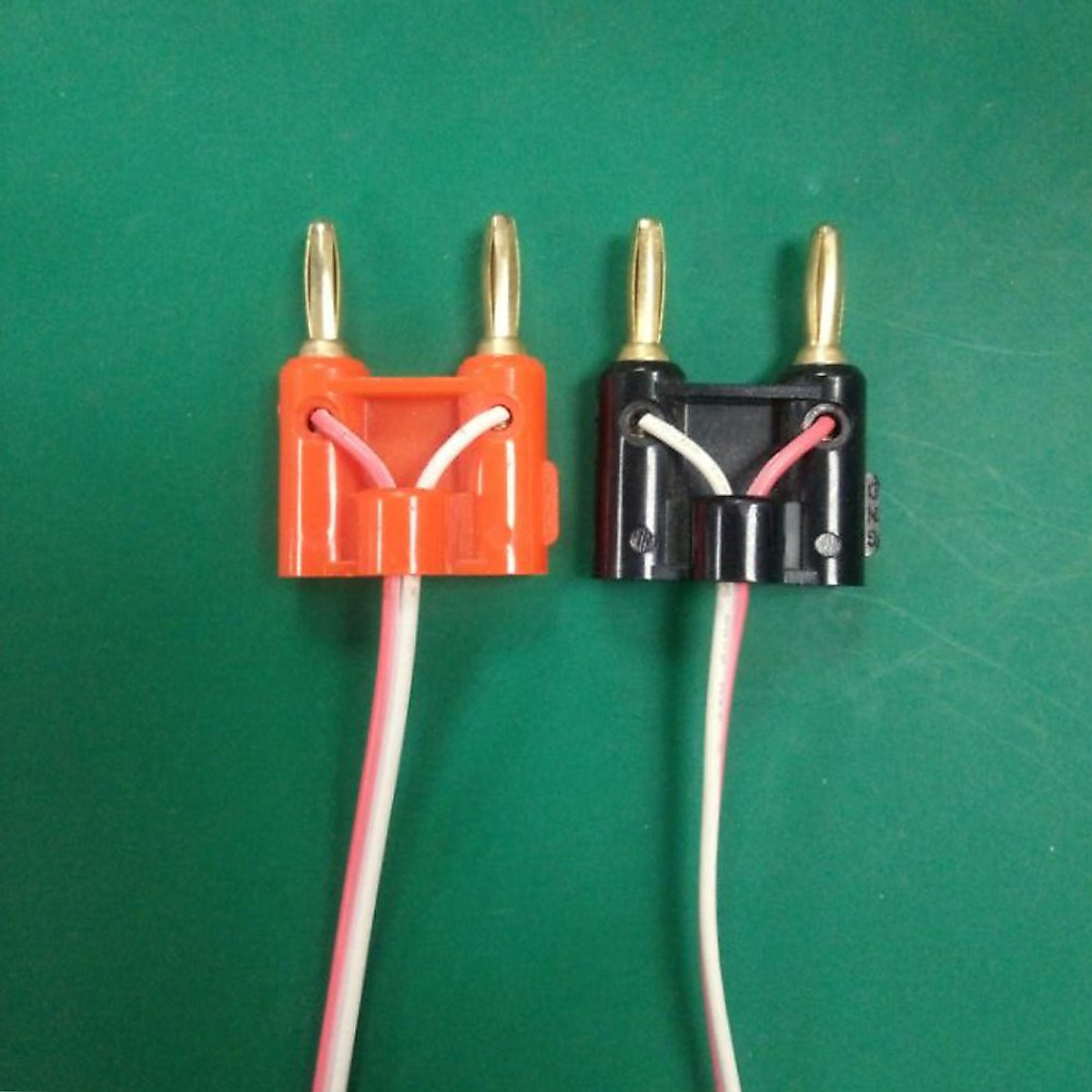 Eightnoo 10 Pack Gold Plated Dual Banana Plug Speaker Connectors Screw Type Dual Tip Banana Plug Clips for Speaker Wires Black+Red