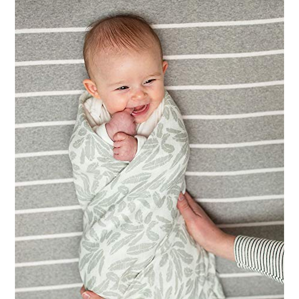 Burt's Bees Baby - HM25785 - Swaddles, Muslin Cotton Baby Blankets, 3-Pack, 47" x 47", Multipurpose Lightweight & Breathable 100% Organic Cotton (Dottie Bee)