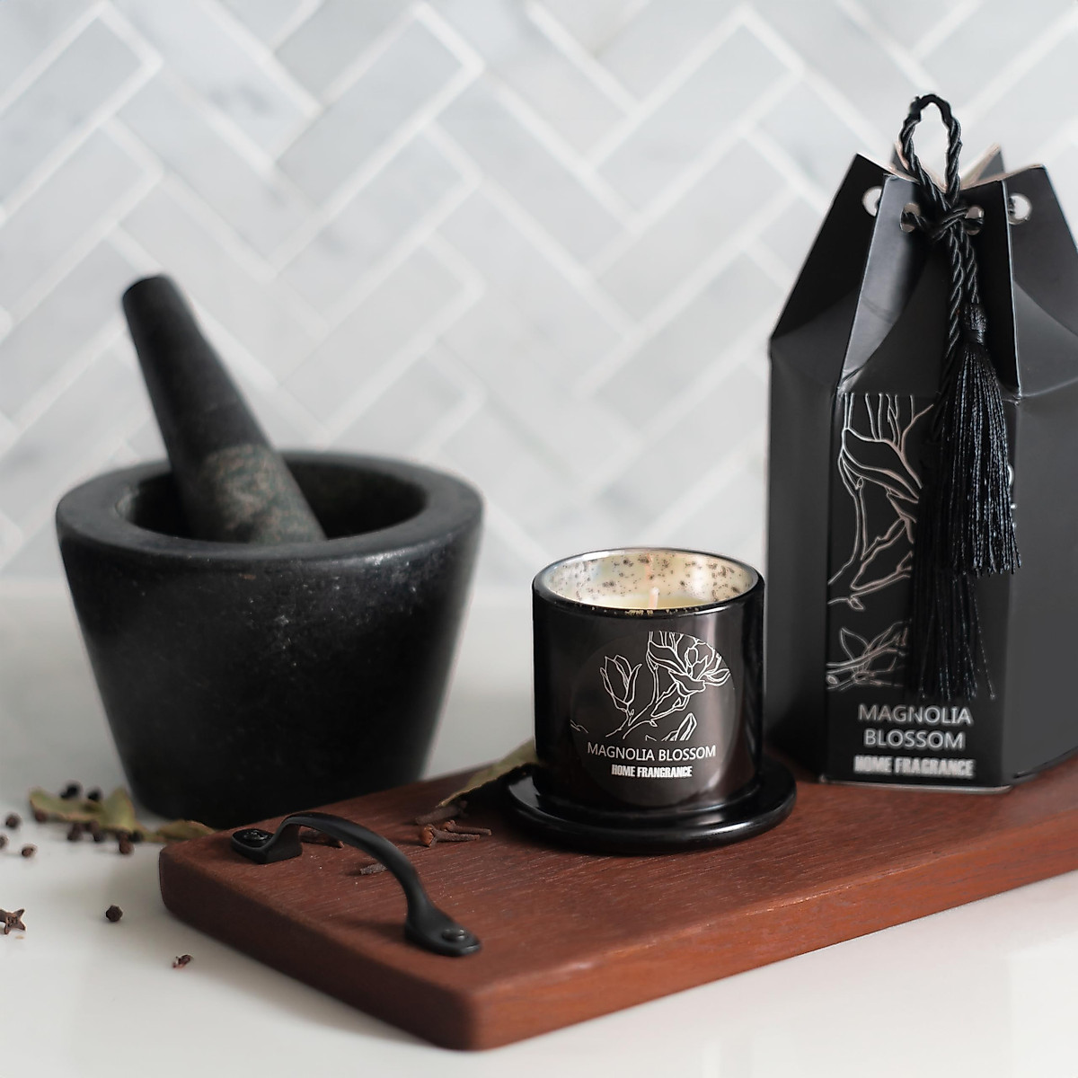 Luxury Rosemary Scented Candles, Soy Wax Glass Dome Candles, 21 OZ Birthday Gift for Women, Relaxing Aromatherapy Candles, Luxury Candles, Romantic Gift for Valentine, Christmas and Mom (Black)