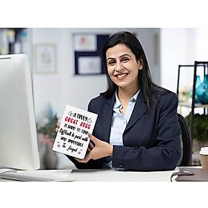 WhatSign Boss Day Card for Women Men 4"x6" National Bosses Day Gifts Card for Male Female Boss Lady Her Him Happy Boss's Day Gift Ideas Cards Boss Christmas Birthday Gift Greeting Cards with Envelopes