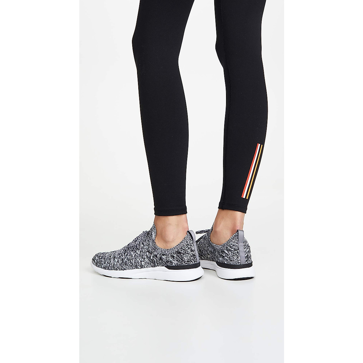 Athletic Propulsion Labs (APL) Techloom Wave Heather Grey/Black/White 8 B (M)