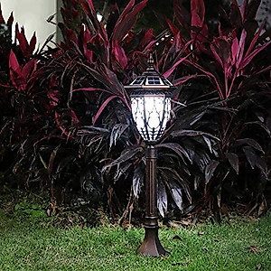 Outdoor Aluminum Cast Glass Lantern Solar LED Column Light Post Lamp American Home Villa Courtyard Lawn Pillar Light Outside Park Street Light IP65 Rainproof Decoration