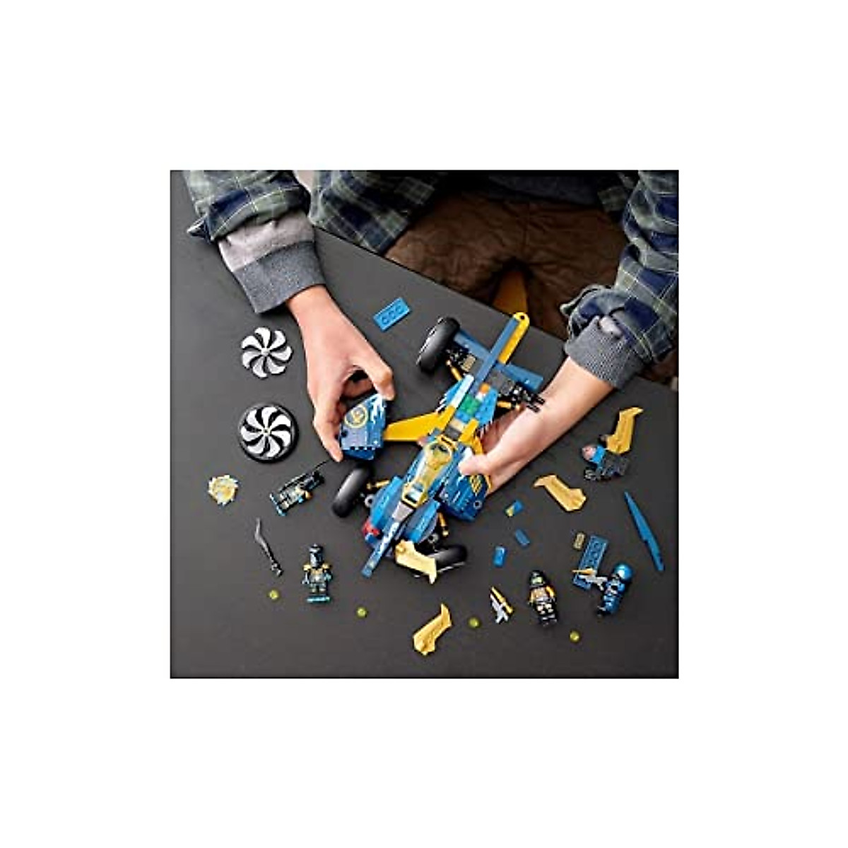 LEGO NINJAGO Ninja Sub Speeder 71752 Building Kit; Amphibious Car Toy with NINJAGO Cole and Jay Minifigures; New 2021 (356 Pieces)