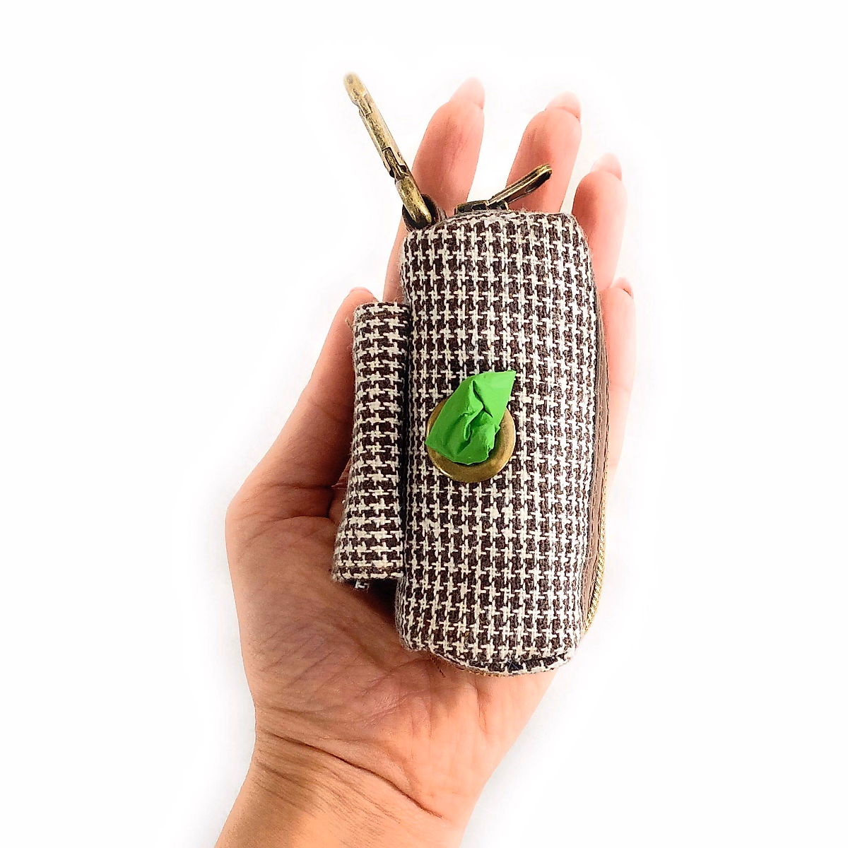 Pets Inn Dog Poop Bag Holder with Leash Attachment - Fits Any Dog Leash - Includes Free Roll of Dog Bag, burberry, Burberry Brown, 3.75,2,2