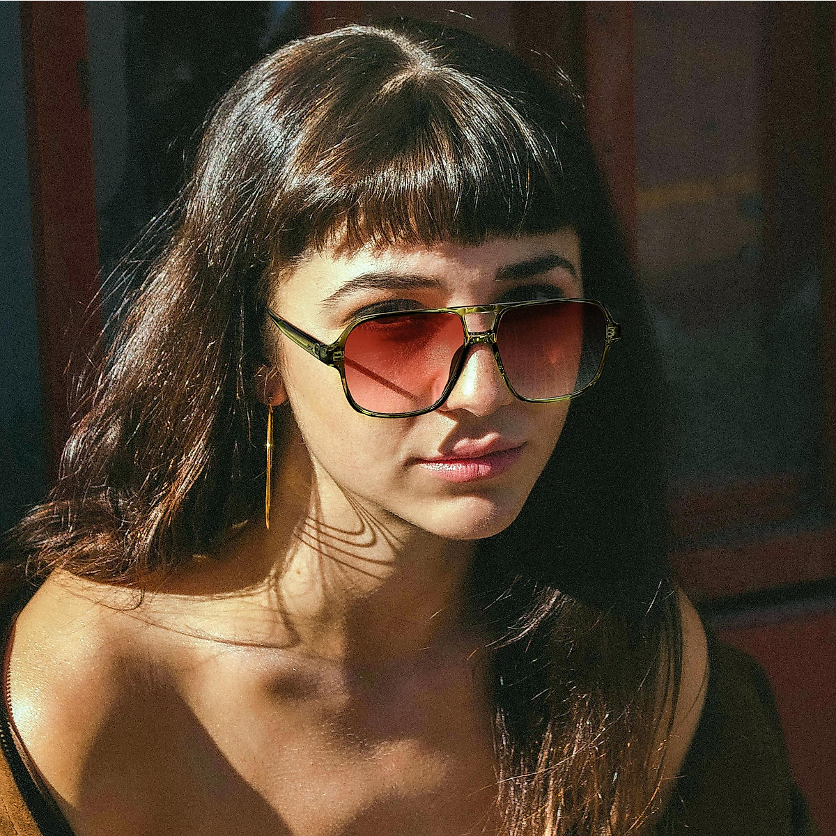 FEISEDY Retro Square Pilot Sunglasses Women Men 70s Vintage Trendy Plastic Frame Sun Glasses B4158