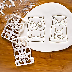 Set of 2 Owl cookie cutters (Designs: Great Horned Owl and Cute Owl), 2 pieces - Bakerlogy