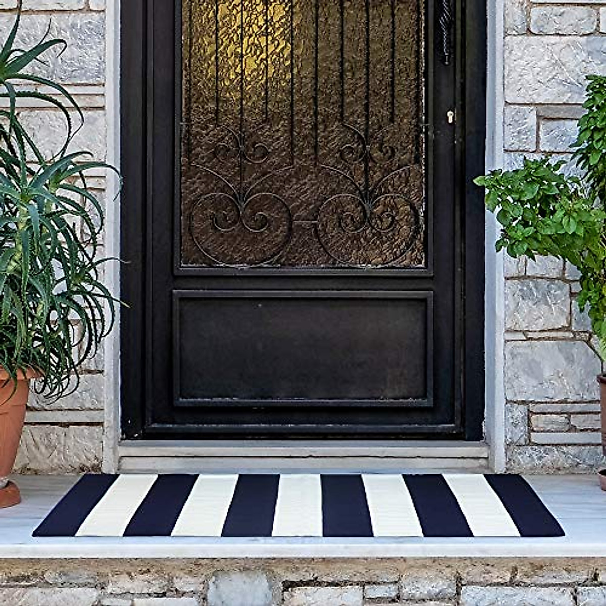 NANTA Navy Blue and White Striped Rug 27.5 x 43 Inches Cotton Machine Washable Indoor Outdoor Stripe Rug for Farmhouse Layered Door Mat