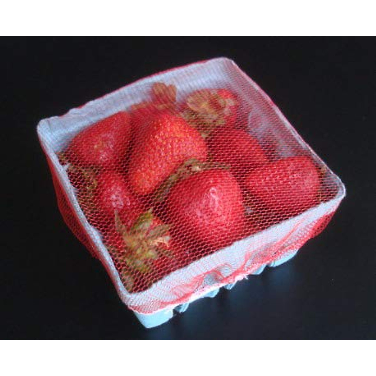 100 pcs mesh Netting for Berry Baskets Farmers Market Produce Supplies Stretchable net fits Quart Pint Half Pint Box (One Size)